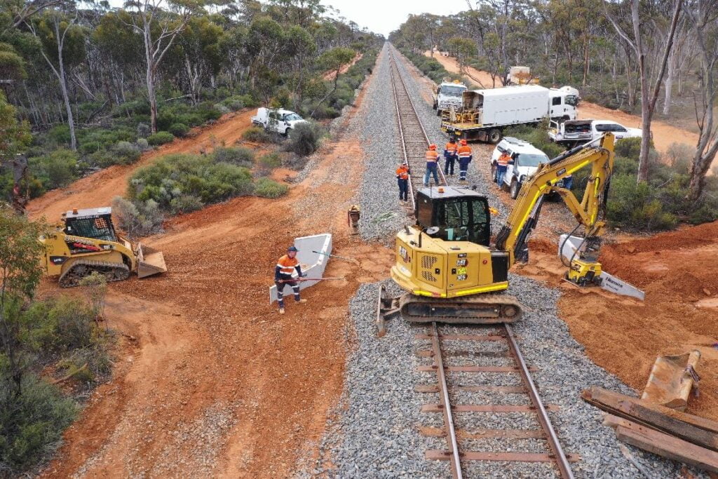 Australia, ARC Network, Bromus, Drainage under track - Possession Planning